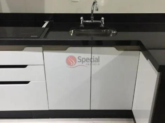 Apartamento Mobiliado em frente ao Shopping Anália Franco