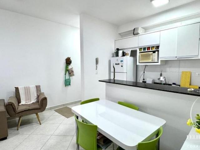 Apartamento mobiliado em ótima localização no Itaguá
