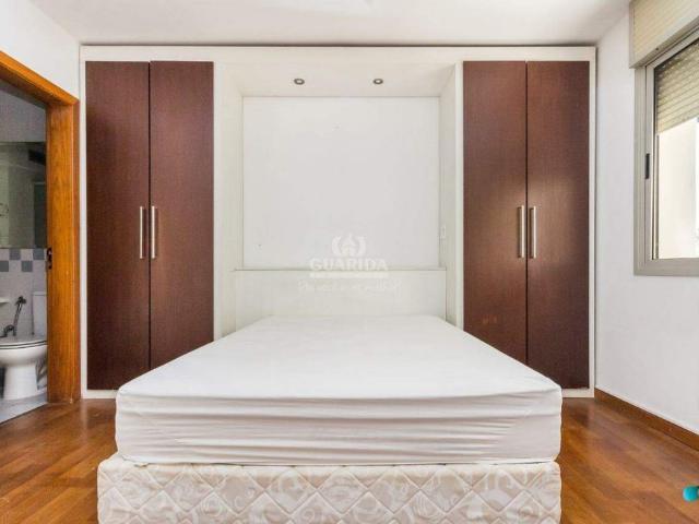Apartamento mobiliado estilo loft de 1 dormitório suíte no bairro Boa Vista, com VAGA COBERTA/SACADA E CHURRASQUEIRA INTERNA COD: 5385