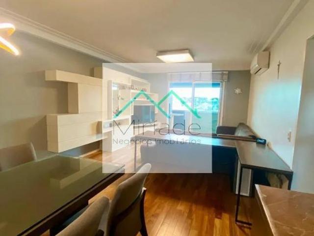 Apartamento mobiliado excelente padrão no Alto da XV