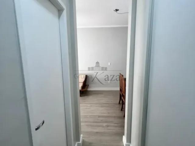 Apartamento MOBILIADO Jardim das Indústrias Residencial Domani 2 Dormitórios 62m²