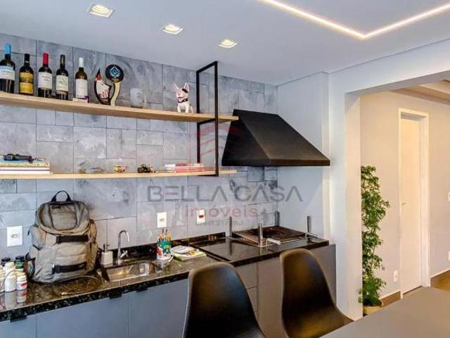 Apartamento mobiliado oferece uma excelente oportunidade para quem busca conforto e praticidades