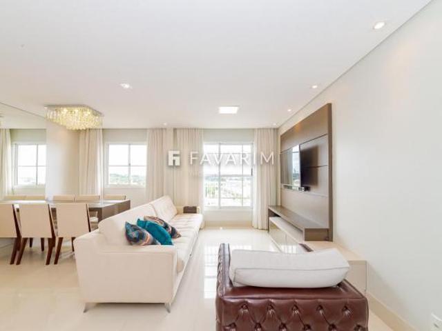 Apartamento mobiliado no Campo Comprido Referênc