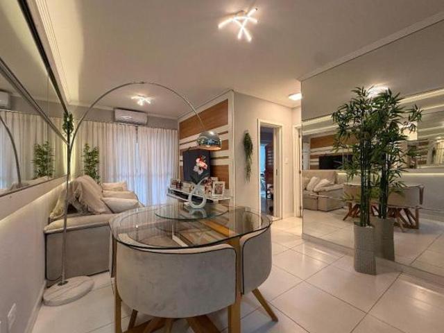 Apartamento mobiliado no Canto do Forte