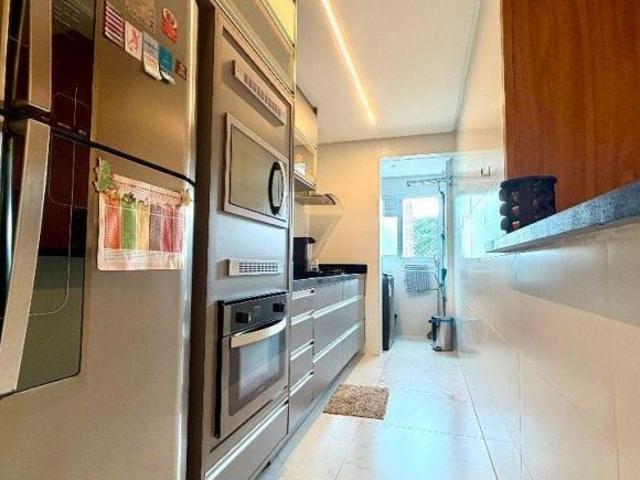 Apartamento Mobiliado no Canto do Forte à venda | 2 quartos, varanda gourmet, lazer completo, prédio