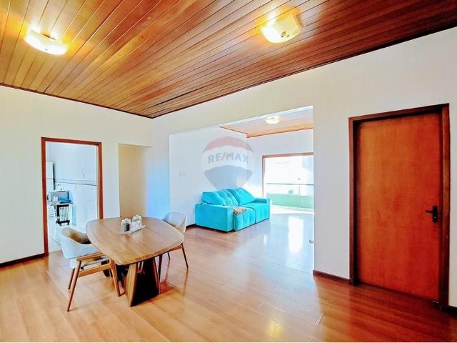 Apartamento Mobiliado no Centro com Sacada e Vista Privilegiada