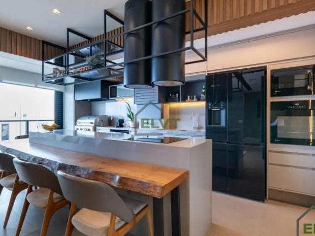 Apartamento Mobiliado no Centro de Osasco | 2 Quartos, Varanda e 2 Vagas
