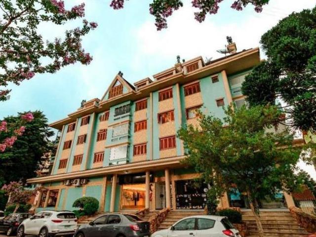 APARTAMENTO MOBILIADO NO CENTRO DE GRAMADO