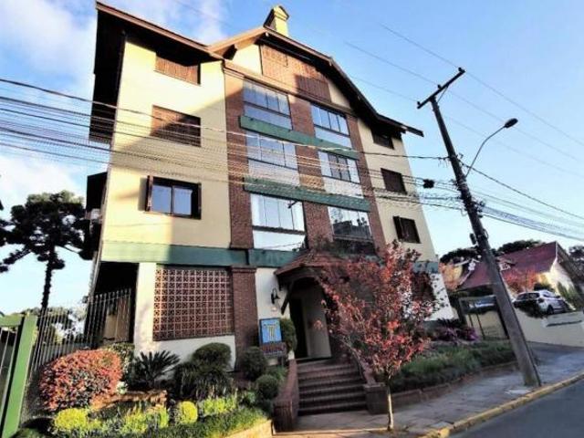 APARTAMENTO MOBILIADO NO CENTRO DE GRAMADO