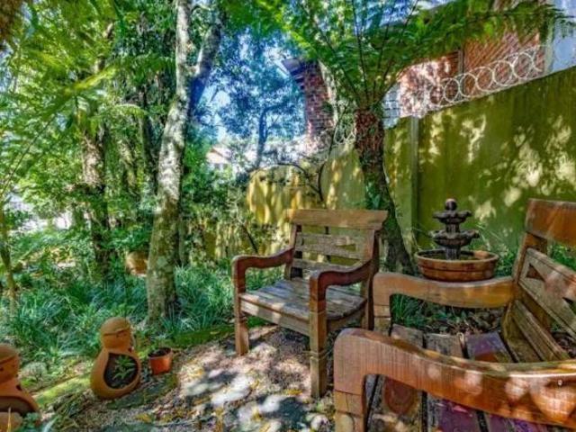 APARTAMENTO MOBILIADO NO CENTRO DE GRAMADO