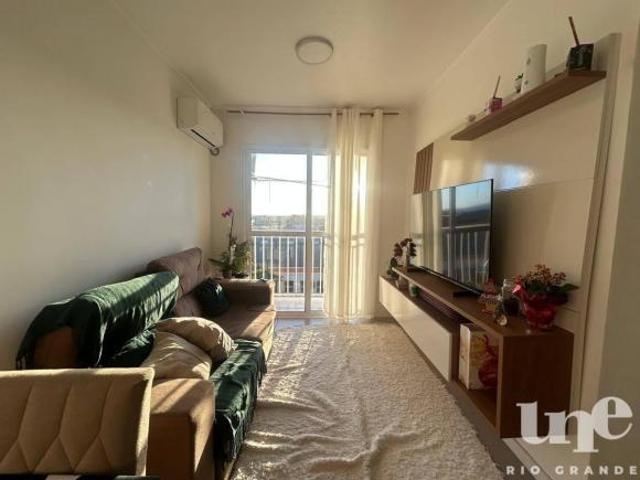 Apartamento mobiliado no Acqua Rheinghantz!