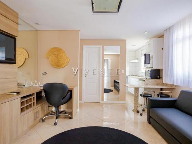 Apartamento mobiliado no Batel, com 01 quarto co