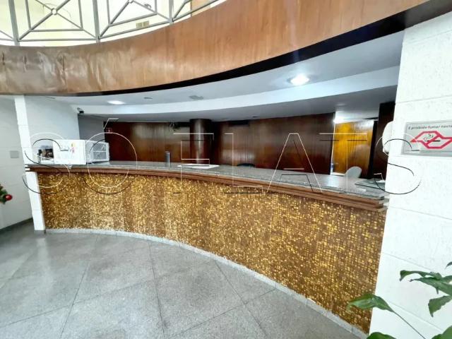 Apartamento mobiliado no Brooklin com vaga, varanda e lazer completo próximo ao metrô