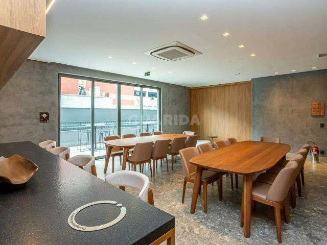Apartamento mobiliado no estilo Studio no bairro Moinhos de Vento. COD: 18455