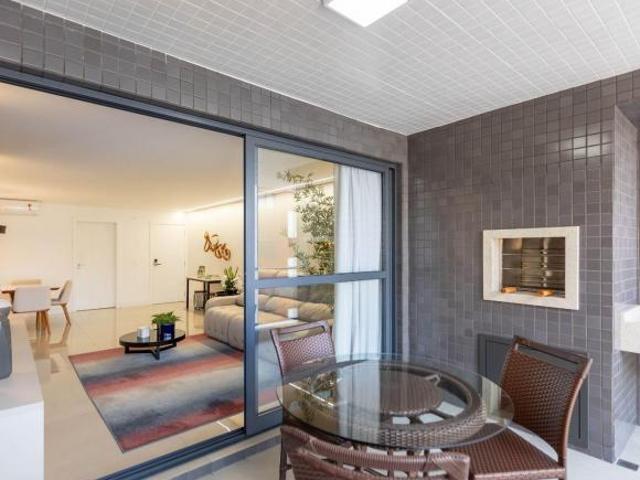 APARTAMENTO MOBILIADO NO MERCÊS