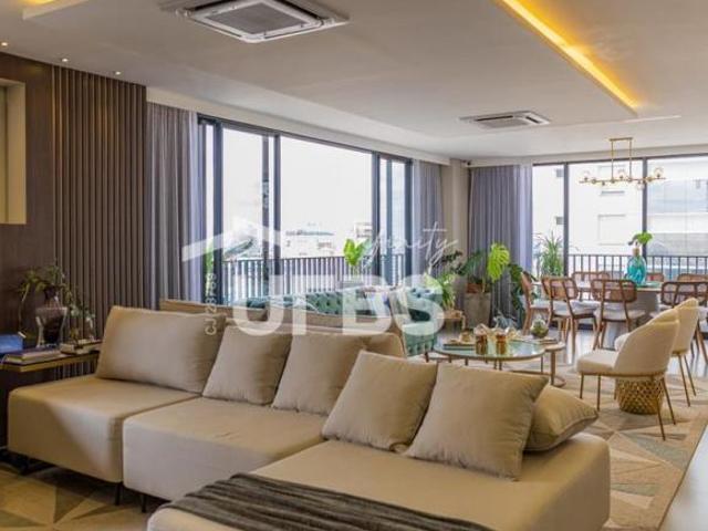 Apartamento Mobiliado no setor Marista Opus Araguaya 182 m2