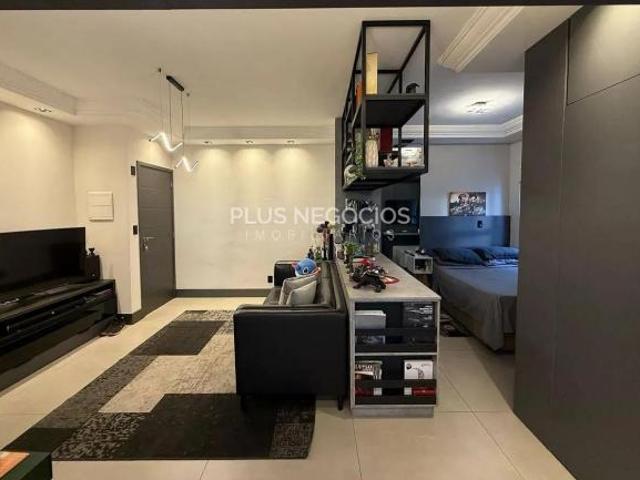 Apartamento mobiliado no Spettacolo Patriani 50m², 2 vagas, varanda gourmet, alto padrão e lazer co