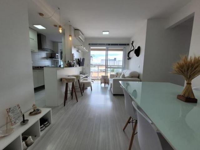 Apartamento mobiliado no Rossi Fiateci 2 dormitórios e suíte