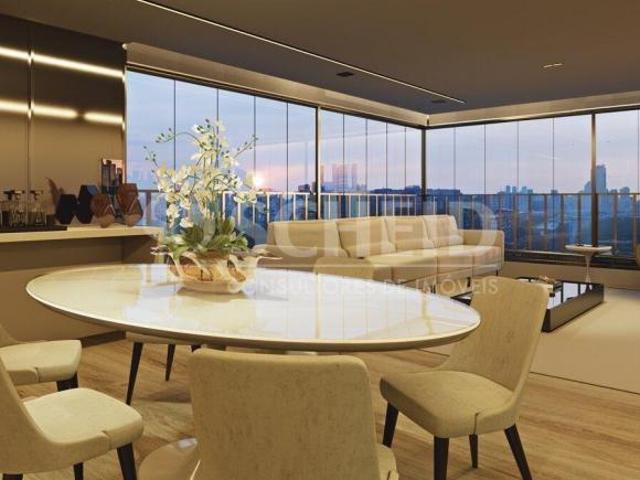 Apartamento MOBILIADO na Av. Reboças VENDA
