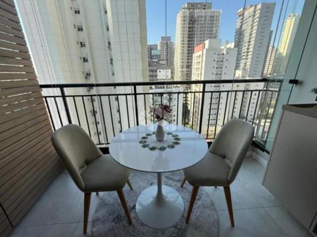 Apartamento mobiliado na Vila Mariana em São Paulo, com sala, cozinha, 1 quarto e 1 vaga de garagem