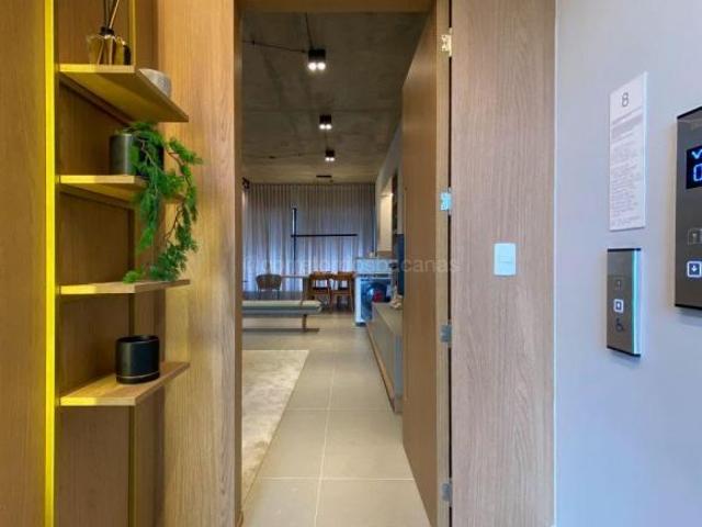 Apartamento mobiliado na Vila Olímpia, com 3 suítes e 2 vagas