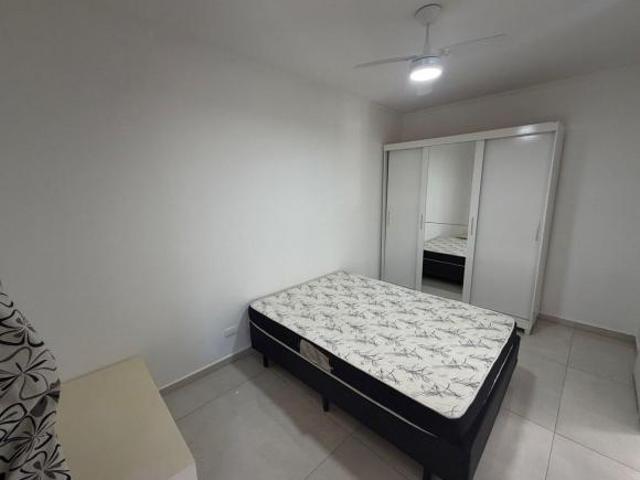 Apartamento Mobiliado Porteira Fechada no Canto do Forte