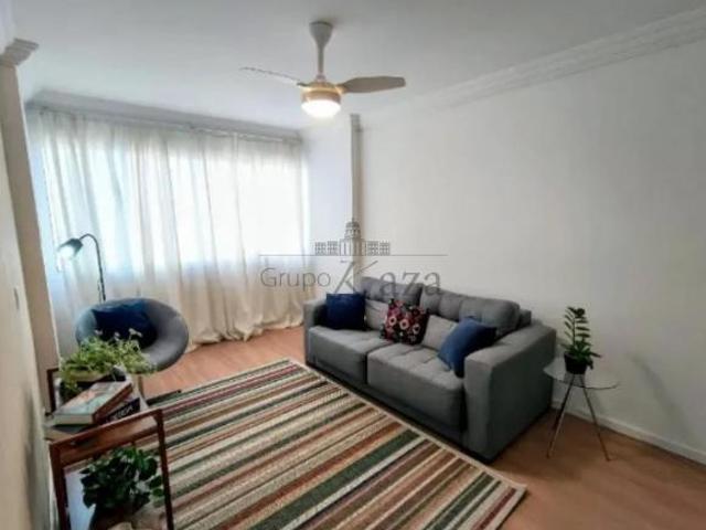 Apartamento Mobiliado Patamares Centro 2 dormitórios 65m²