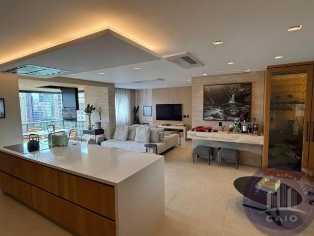 Apartamento mobiliado para venda, 112m² por R$ 2.244.000,00 Alphaville/SP
