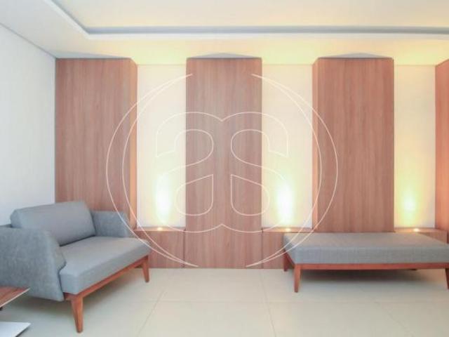 Apartamento mobiliado para VENDA Moema