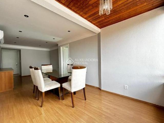 Apartamento mobiliado para vender com 2 quartos, 2 banheiros, vaga de garagem