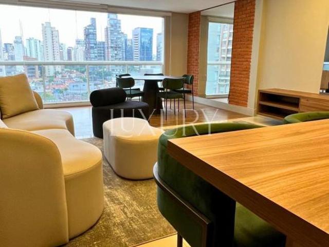 Apartamento mobiliado para investimento ou moradia com 91 m², 2 quartos sendo 1 suíte à venda do I