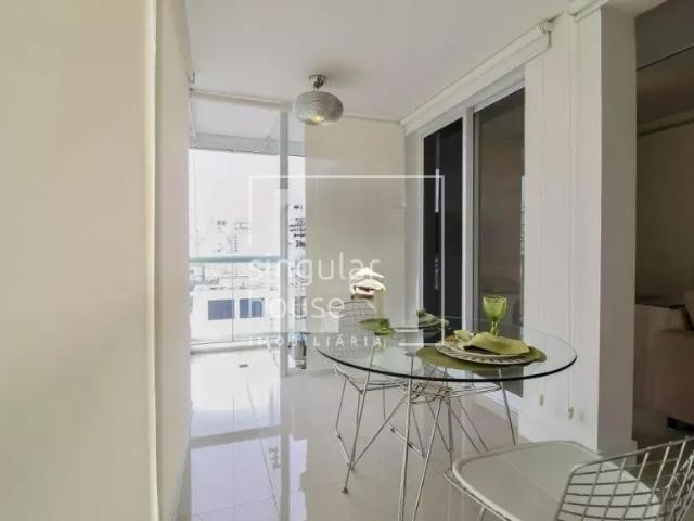 Apartamento mobiliado para locação na Vila Olímpia — 43m² | 1 dormitório | 1 vaga | Andar alto