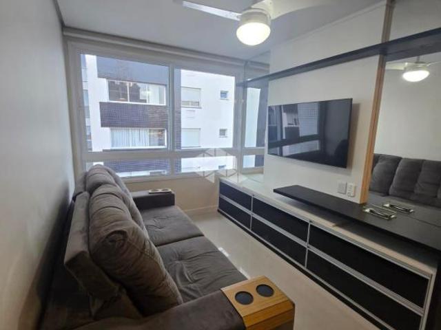 Apartamento mobiliado, perto do Iguatemi