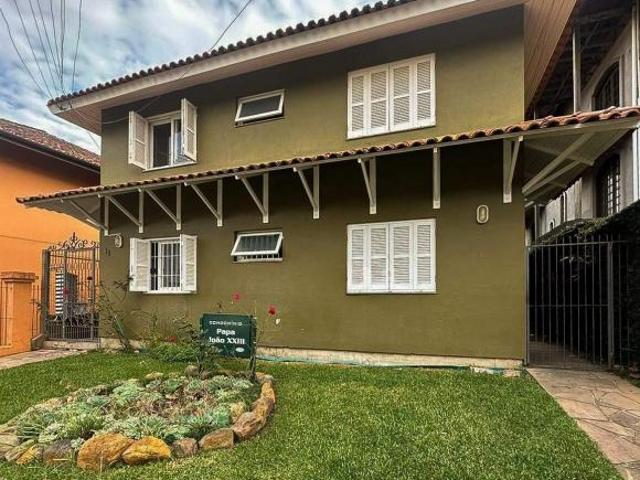 APARTAMENTO MOBILIADO PERTO DA CATEDRAL DE PEDRA