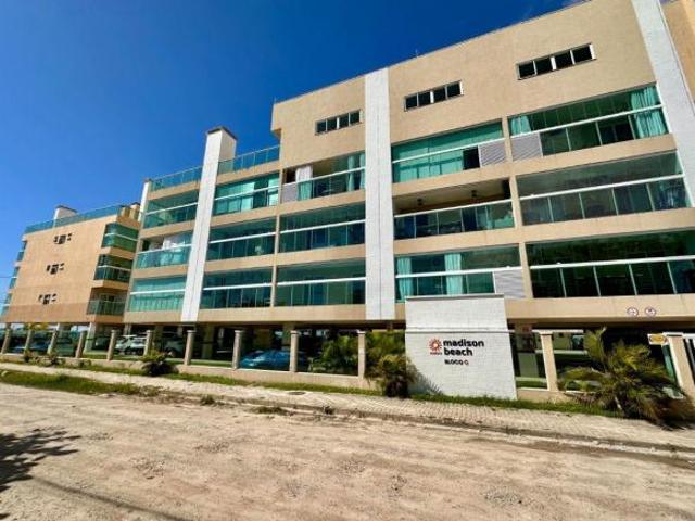 Apartamento mobiliado, prédio frente mar em Matinhos