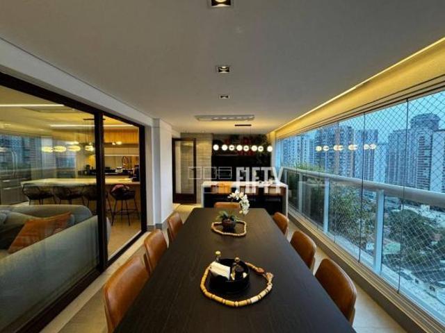 Apartamento mobiliado pronto para morar no Brooklin ! 178m com 4 dormitorios 3 suites 3 vagas !
