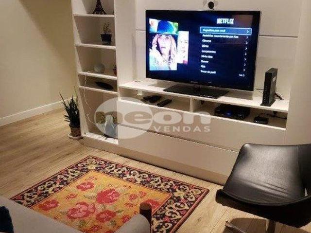 Apartamento mobiliado próximo ao Metro Consolação