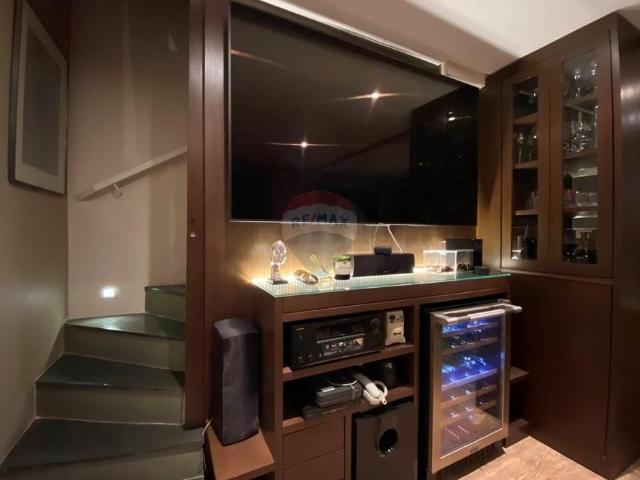 Apartamento mobiliado tipo loft duplex de 82 m² em Pinheiros com serviço de arrumação tipo flat e 1 vaga