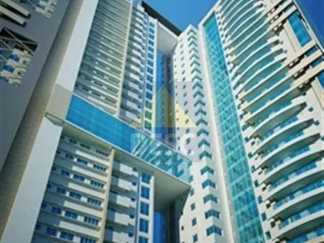 Apartamento mobiliado à venda no Marina Beach Towers em Balneário Camboriú