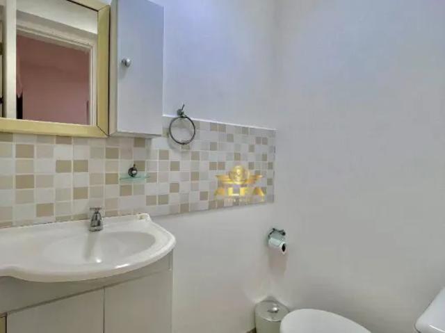 Apartamento Mobiliado à Venda na Praia do Tombo a 1 Quadra do Mar com 2 Suítes e 2 Vagas – Alfa Imóv