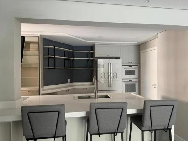 Apartamento mobiliado Vila Ema Edifício Panorama Vila Ema 3 quartos 114m²