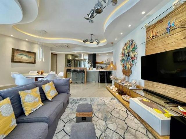 Apartamento Modernizado | 133m² | Á Venda | M4
