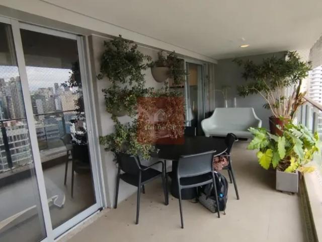 Apartamento moderno na Vila Nova Conceição totalmente mobiliado para locação!