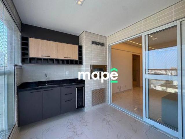 Apartamento Moderno no Coração do Gonzaga com 2 Suítes e Varanda Gourmet