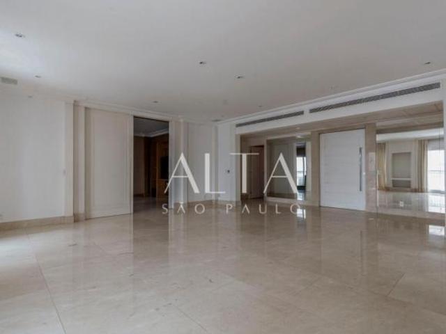 Apartamento Moderno no Itaim Bibi