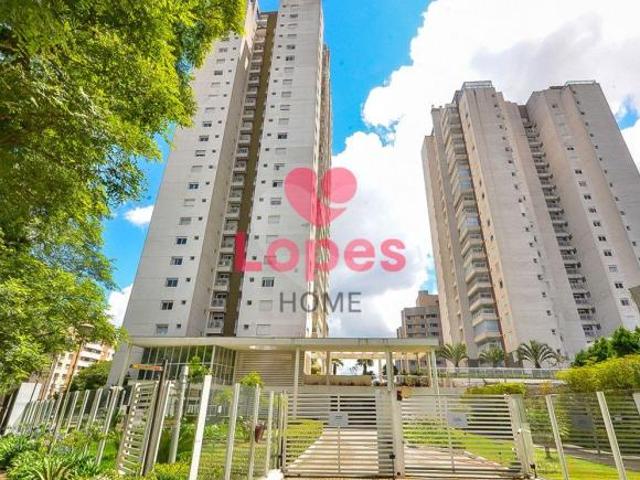 Apartamento moderno à venda no Portão – localização estratégica em Curitiba