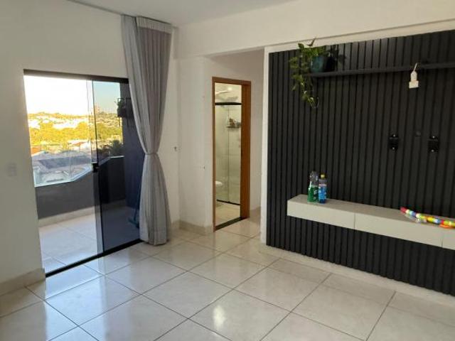 Apartamento Moderno com 2 Quartos à Venda – Rua 03, Vicente Pires