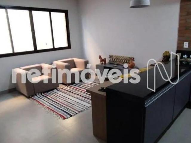 Apartamento Moderno com Conceito Aberto em Excelente Localização