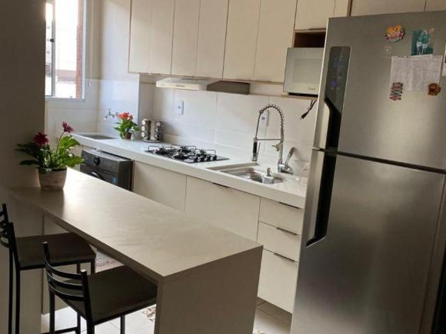 Apartamento Moderno de 2 Dormitórios no Wanel Ville Condomínio Lar Toronto