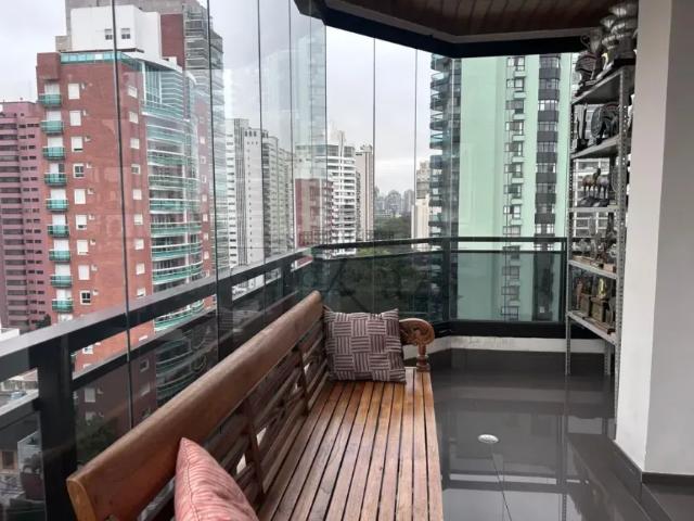 Apartamento Moema 4 Dormitórios 212m²